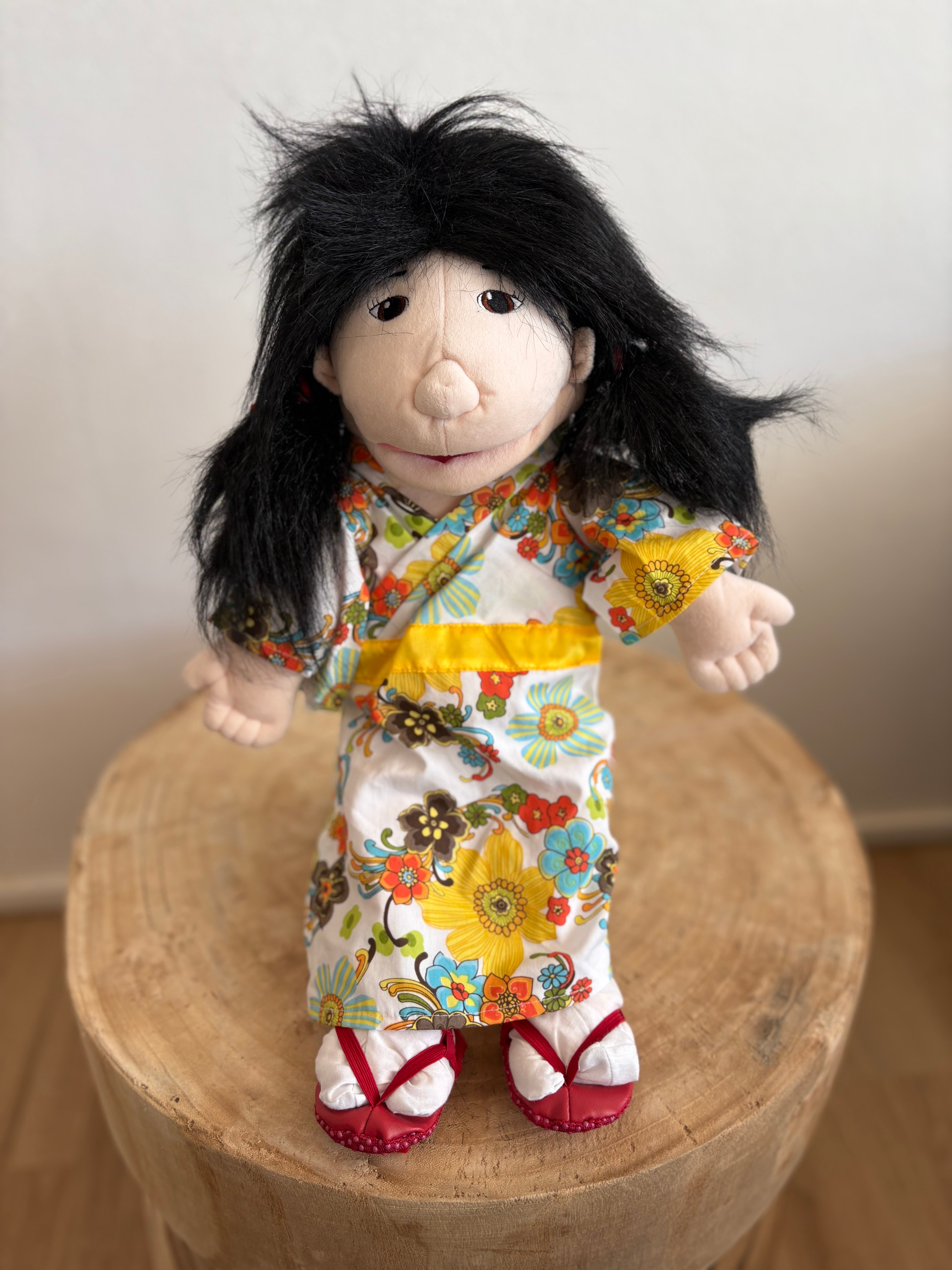 Suki - Girl Hand Puppet from Japan (Cultural Edition) – Connecting The Dots Through Play