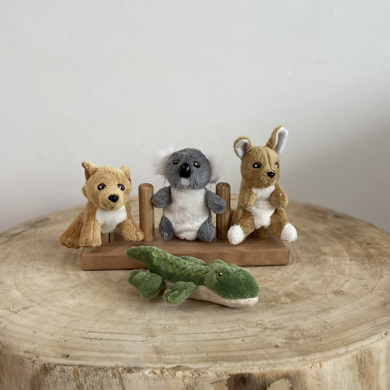 Bush Friends Finger Puppet Set – Connecting The Dots Through Play